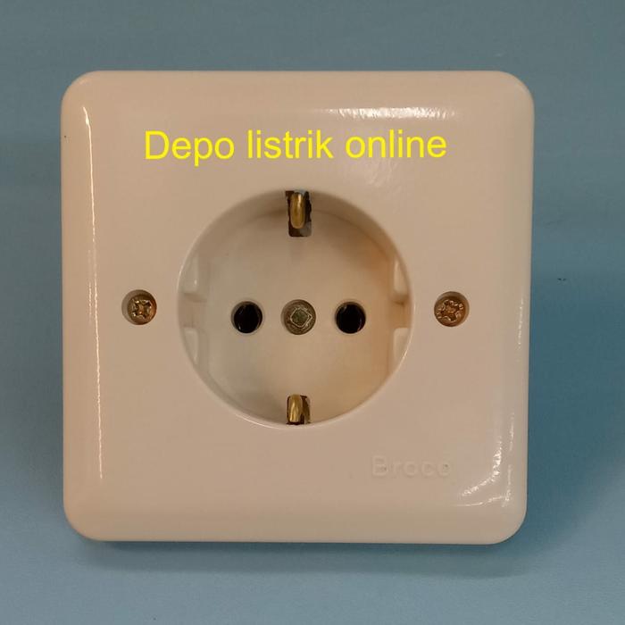 Jual Broco Stop kontak New Gee Socket Outlet warna cream - Jakarta ...