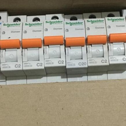 Jual MCB SCHNEIDER DOMAE 1P ORIGINAL 2A/4A/ 1PHASE - 4 AMPERE - Jakarta Pusat - HS electric ...