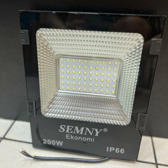 Jual lampu sorot LED 200 watt 200w outdoor IP66 lampu sorot 200w led ...