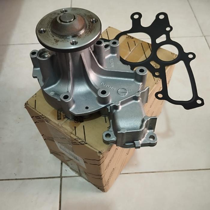 Jual water pump Hiace commuter ORIGINAL 16100-39426 Pompa air Hiace ...