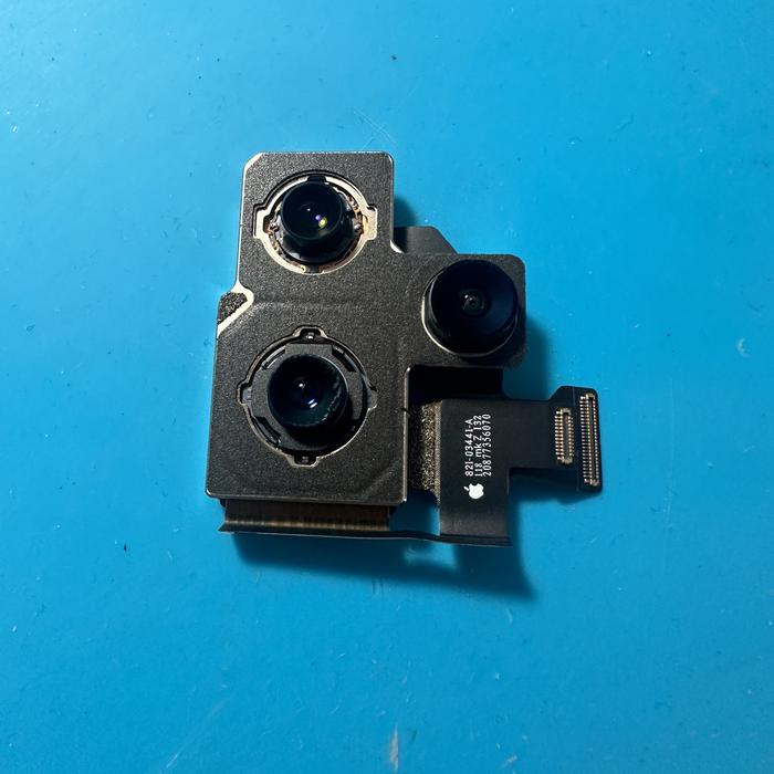 Jual BACK CAMERA/Kamera Belakang IPHONE 12 PRO MAX COPOTAN - Kab ...