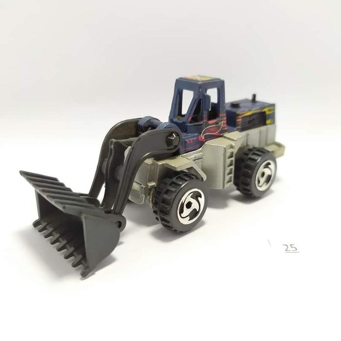 Jual Hot Wheels Wheel Loader Biru Base Besi Loose - Kota Surabaya ...