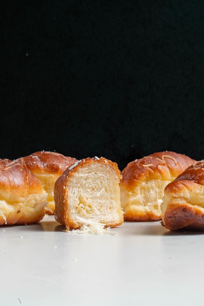 Jual Butter Roll - Cheese - Jakarta Barat - One Eighty Bakery | Tokopedia