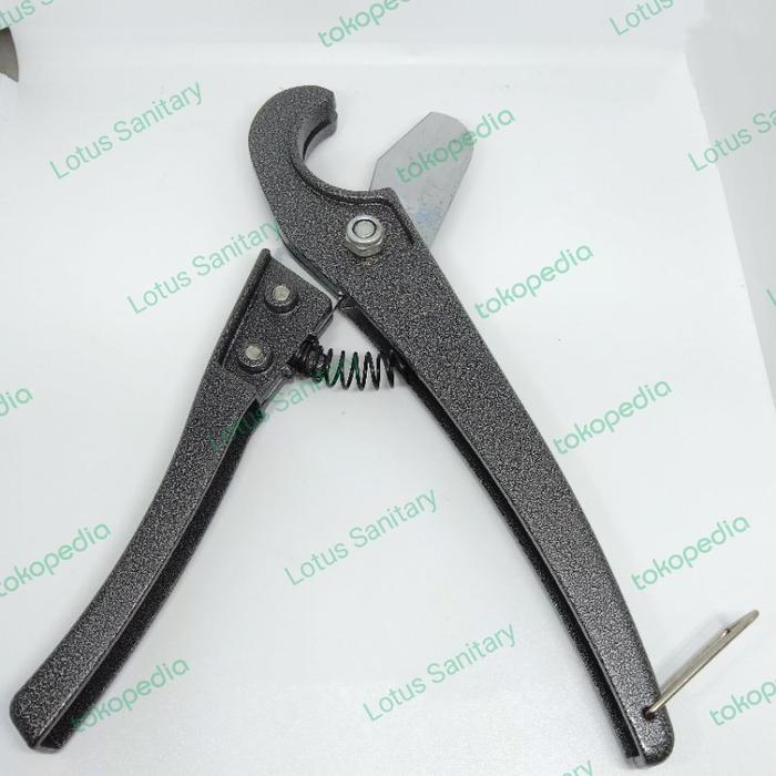Jual tang potong pipa pvc cutter gunting pipa PP-R / alumunium 32mm ...