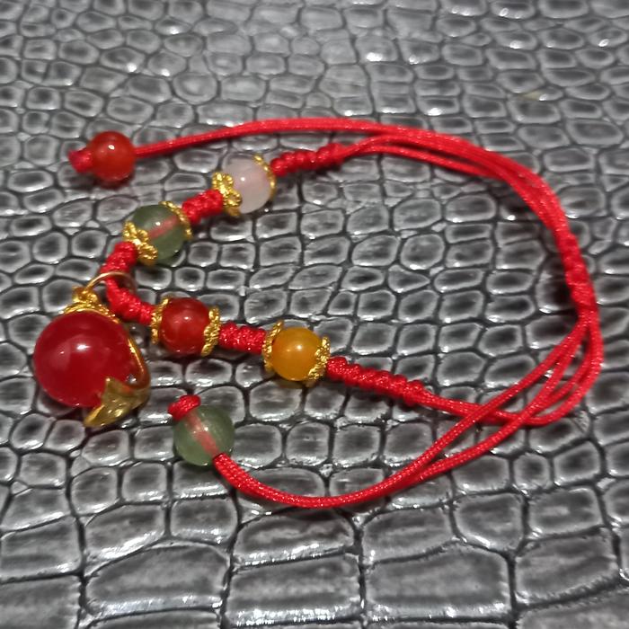 Jual gelang rejeki tali merah batu kristal merah rejeki harta cantik ...