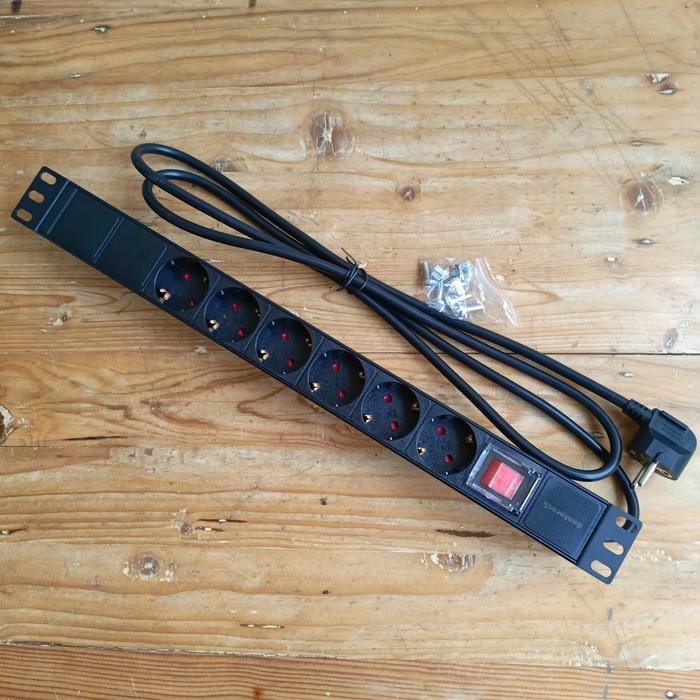 Jual pdu rack server 6 port/power distribution unit for cabinet/PDU 6 - Jakarta Barat - Tech co ...