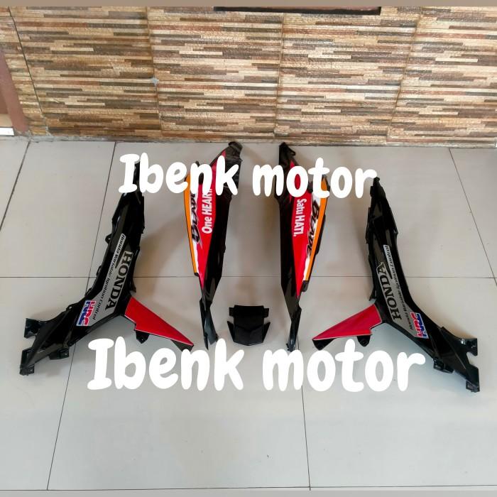Jual Paket Cover Body Depan Full Set Honda Blade New Repsol Tahun 2012 ...