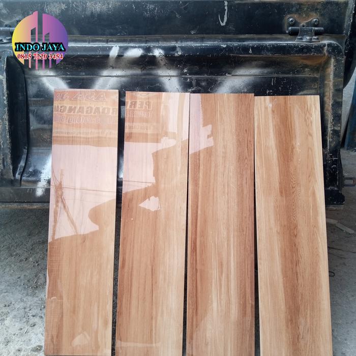 Jual kramik granit lantai 15×60 motif kayu glossy Malika beige - Kab. Bogor - Indo jaya granit ...