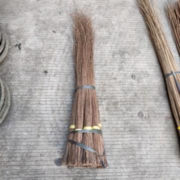 Jual Sapu Lidi Gagang / Sapu Lidi Kelapa - Aren - Plus Gagang / Sapu ...