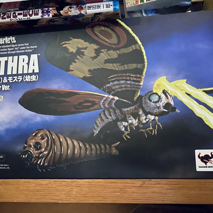 Jual S.H.Monsterarts Mothra Adult & Larva Special Color Ver. - Kota ...
