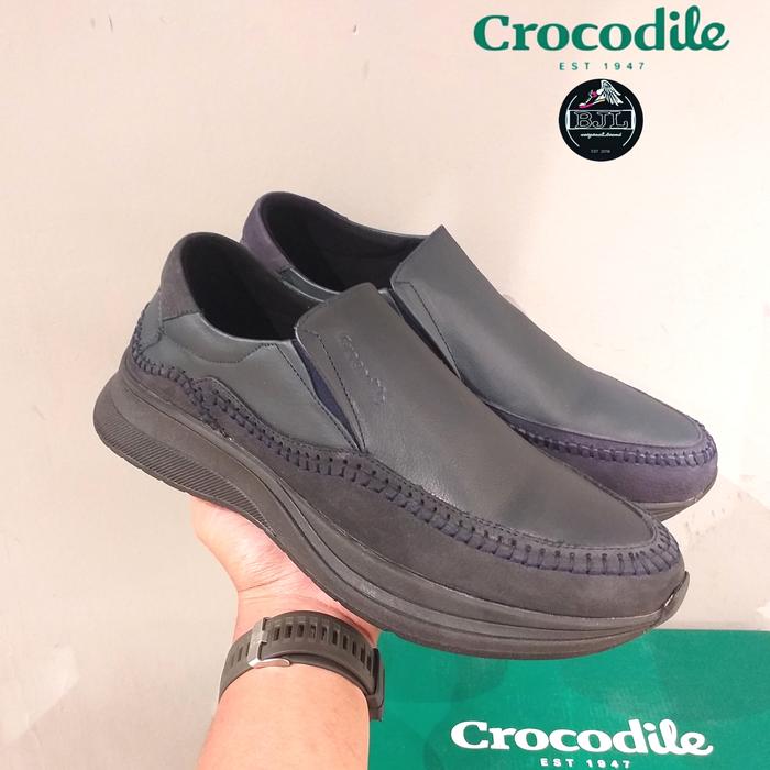 Jual sepatu crocodile cr2100-11 navy original kulit asli - Kab. Gresik ...