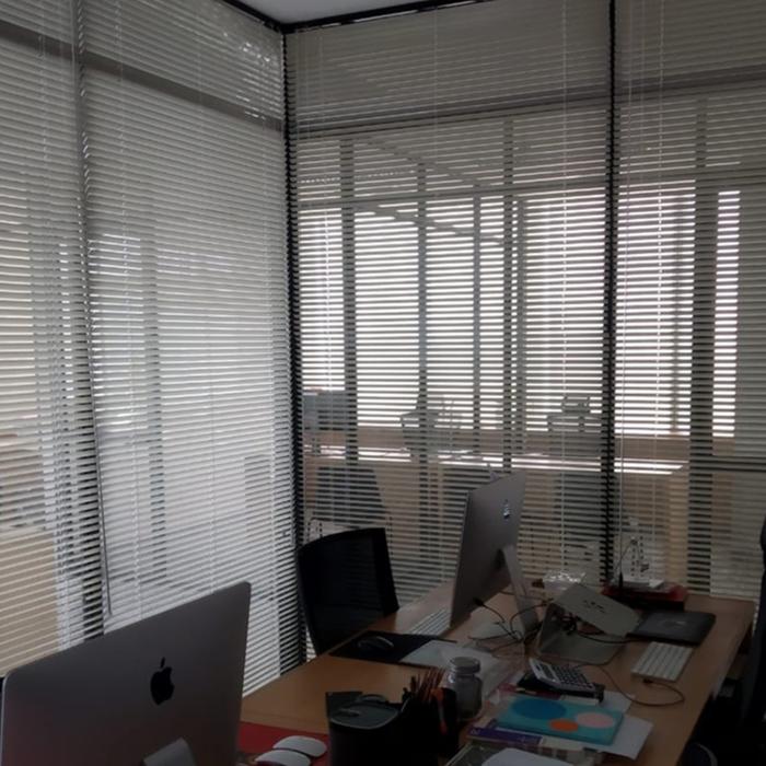 Jual Venetian Blind Sharp Point - Tirai Jendela Gulung - PERFORATED ...