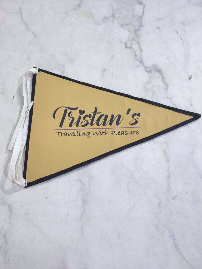 Jual Custom Bendera Segitiga Travel TRISTAN'S/ Bendera Tour Guide ...
