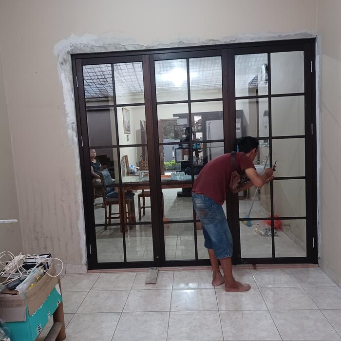 Jual Partisi Sekat Ruangan pintu kaca aluminium - Kota Tangerang ...