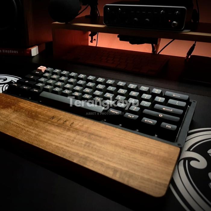 Jual Wrist Pad Pro By Teka/arm Rest Keyboard - Free Laser Nama (kayu ...