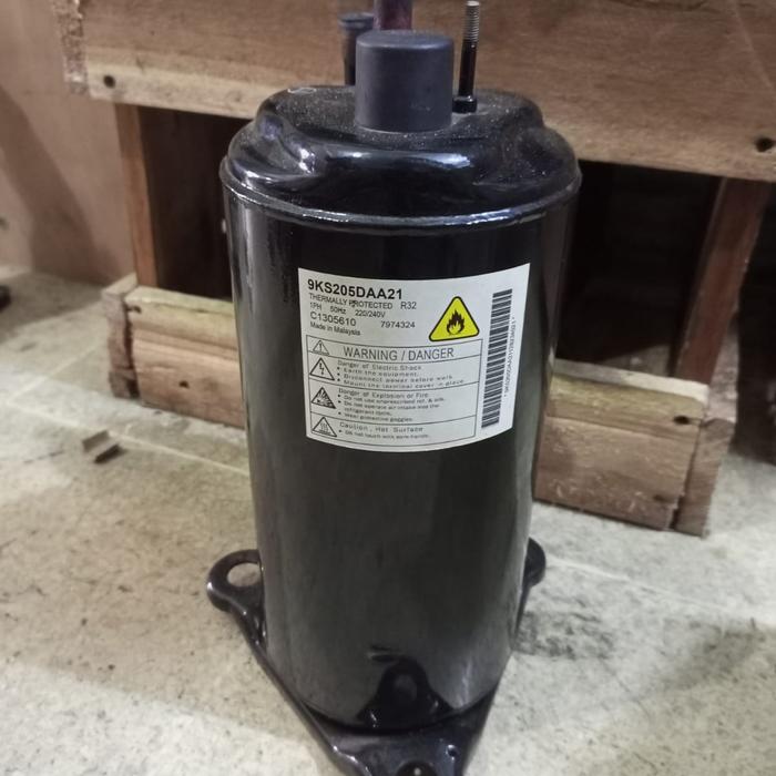 Jual Compressor AC 2PK R32 Panasonic 9KS205DAA21 Original - Jakarta ...