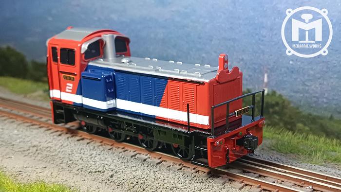 Jual Miniatur Lokomotif D301 Red&Blue Livery HO Scale / Skala HO 1:76 ...