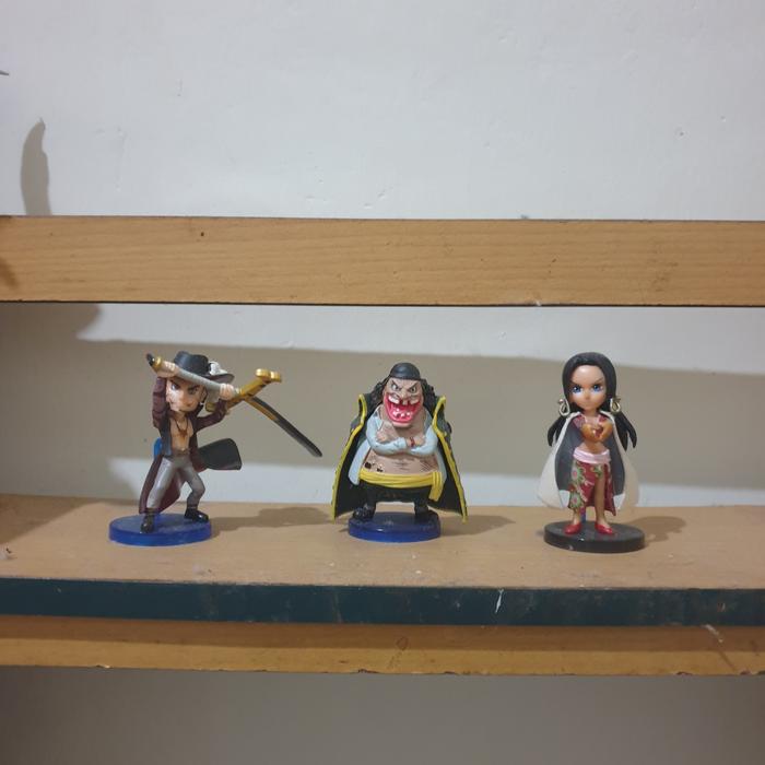 Jual wcf boa hancock kurohige mihawk kws one piece - Kota Pangkal ...