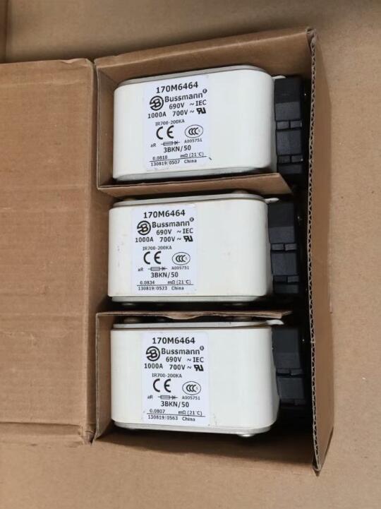 Jual Fuse 170M6464 1000A 690V 3BKN/50 Fuse High Speed 170M6464 1000A ...