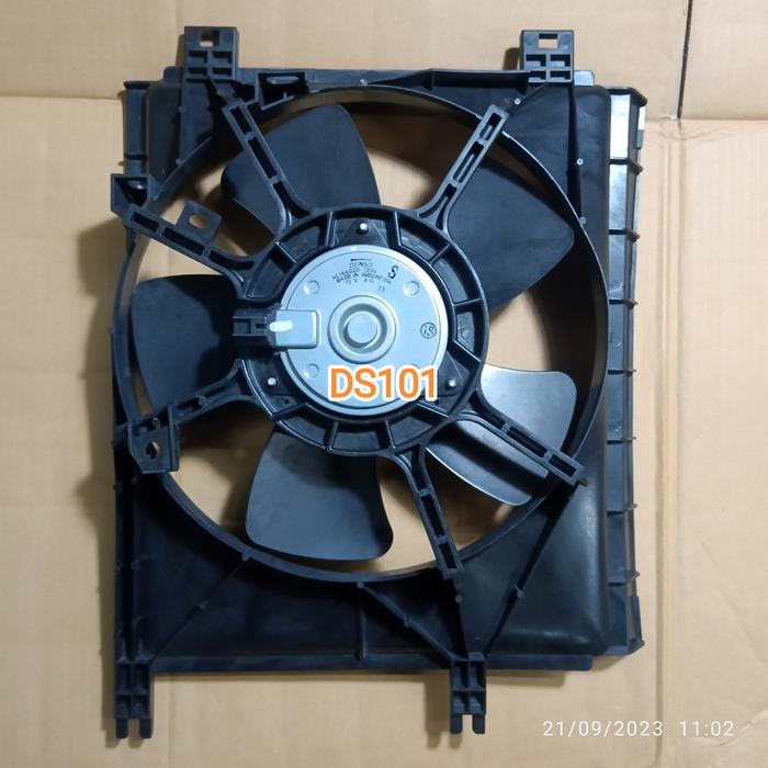 Jual Shroud Fan Extra fan kipas radiator Toyota Agya Ayla original ...