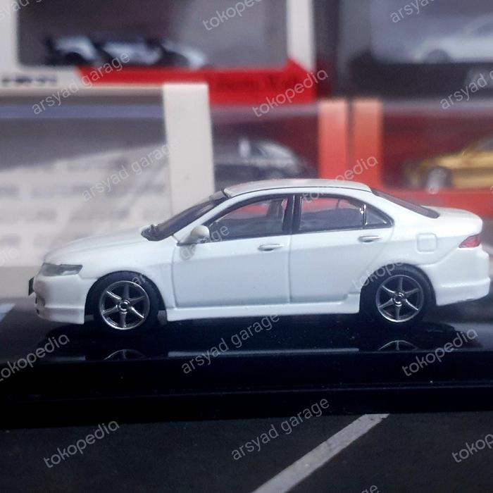 Jual Diecast Inno64 Honda accord Euro R CL7 Premium Pearl White swap ...