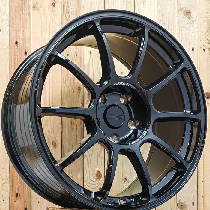 Jual velg mobil ring 18 VOLK RAYS ZE40 FFI velg r18 reborn venturer zenix - Jakarta Selatan ...