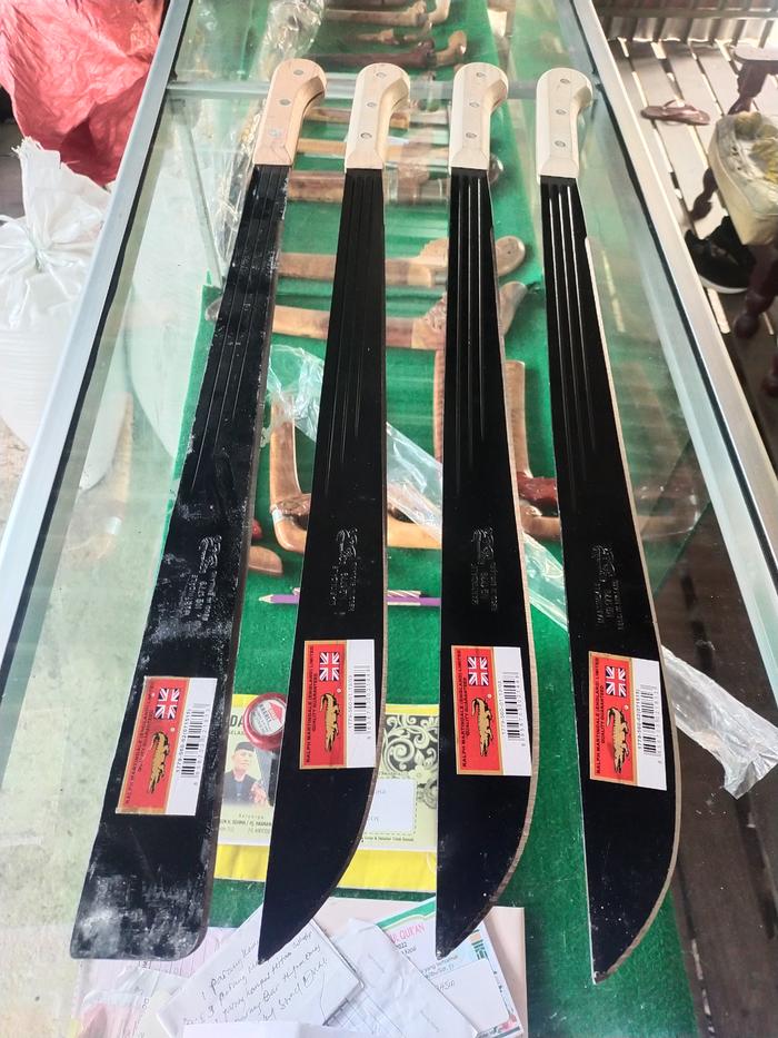 Jual Parang Machette Golok Impor Malaysia Cap Crocodile Besi Tebal dan ...