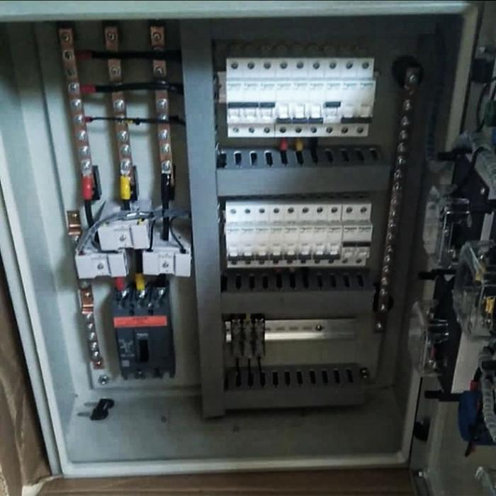 Jual Panel Distribusi 25A / komplit set box panel / 25A - Jakarta Pusat ...
