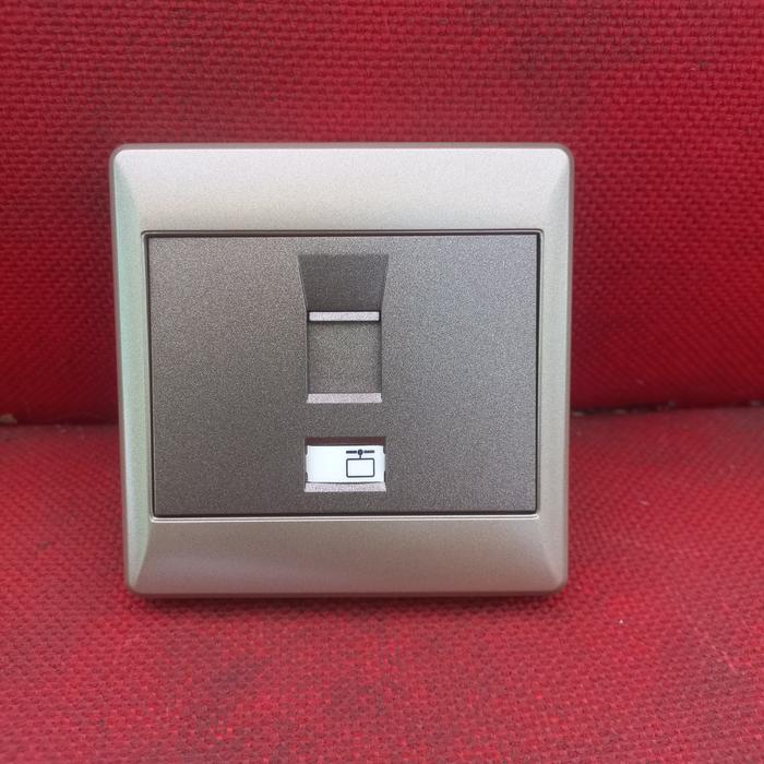 Jual Stop Kontak Data Cat6 BOSS Outlet Data Cat6 merek BOSS - Jakarta ...