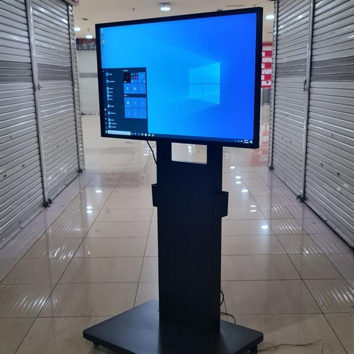 Jual Digital Signage 32 Inch Windows i7 Support Lanscape / Portrait ...