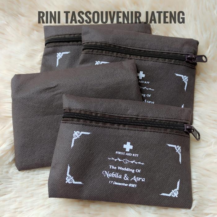 Jual Dompet Souvenir Sablon 1 Warna - Pouch Souvenir Custom - 15*10 ...