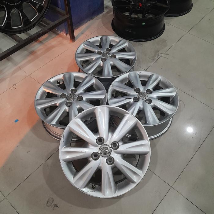 Jual VELG MOBIL BEKAS COPOTAN YARIS RING 15 COCOK UNTUK VIOS AGYA SIGRA - Kota Depok - Cinere ...