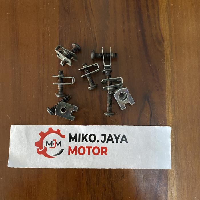 Jual Baut Klip Body Batok Lampu Baut Cacing Drat Halus Motor Honda ...