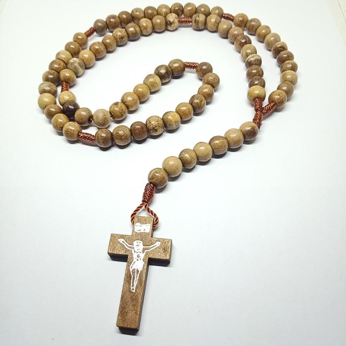 Jual Rosario Katolik 77 Bapa Kami Kayu Gaharu Asli Di Seller Hachi - Cengkareng Timur, Kota ...