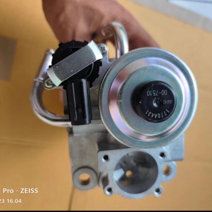 Jual jual pompa solar mitsubishie pajero sport triton 2.5 ori - Kota ...