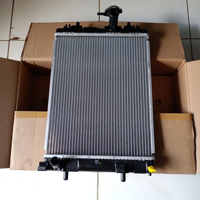 Jual Radiator ayla 1000cc manual radiator agya 1.0 manual original ...