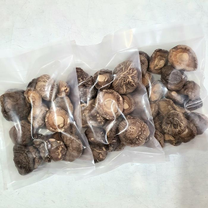 Jual Jamur Shitake Hioko Kering 100g - Kota Medan - Yummy Frozen Foods ...