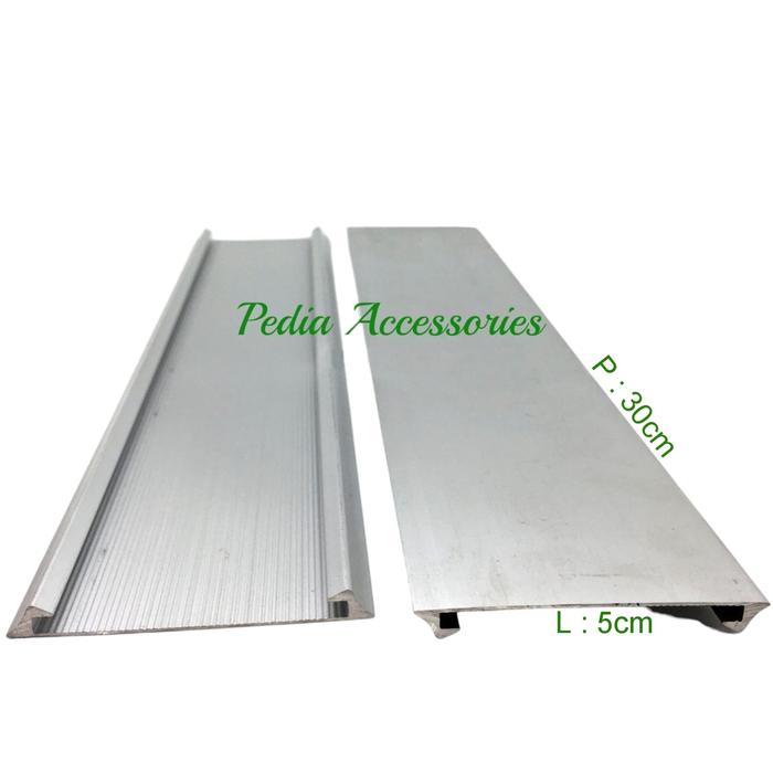 Jual PAPAN NAMA MEJA GARIS ALUMINIUM/ALUMINIUM SLIDING 1 SISI UK ...