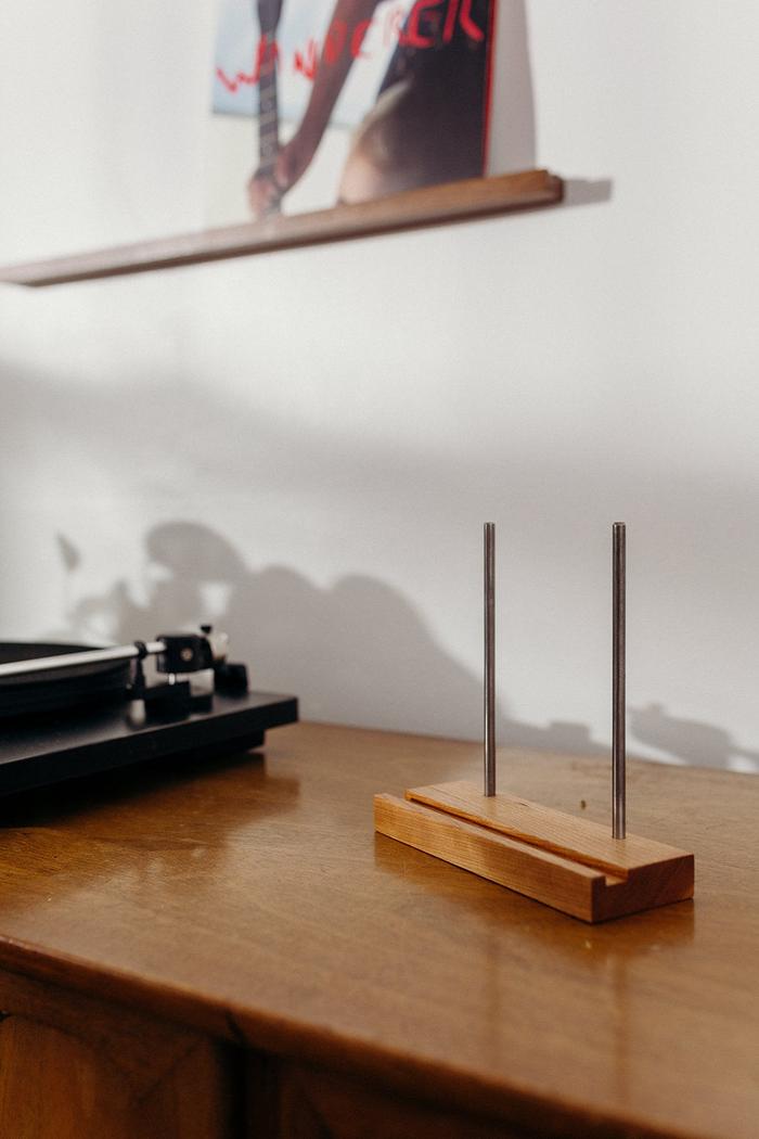 Jual Vinyl Display Meja - Charlie Parker - Rak display Vinyl Untuk Meja ...