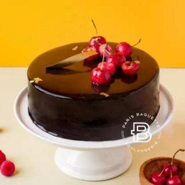 Jual Kue Ulang Tahun PARIS BAGUETTE Triple Choco Cherry Birthday Cake ...