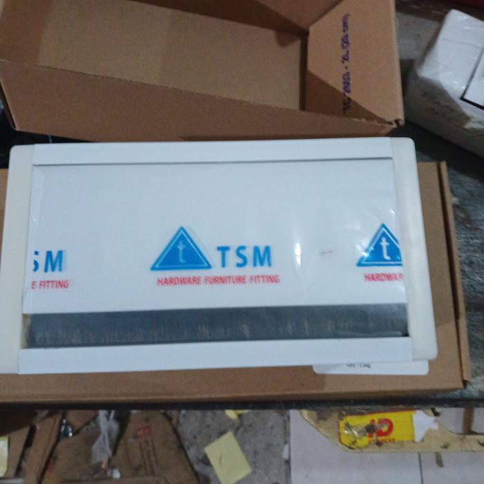 Jual box bok gromet kabel wire stop kontak 2 lubang 12 x 20 warna Putih ...