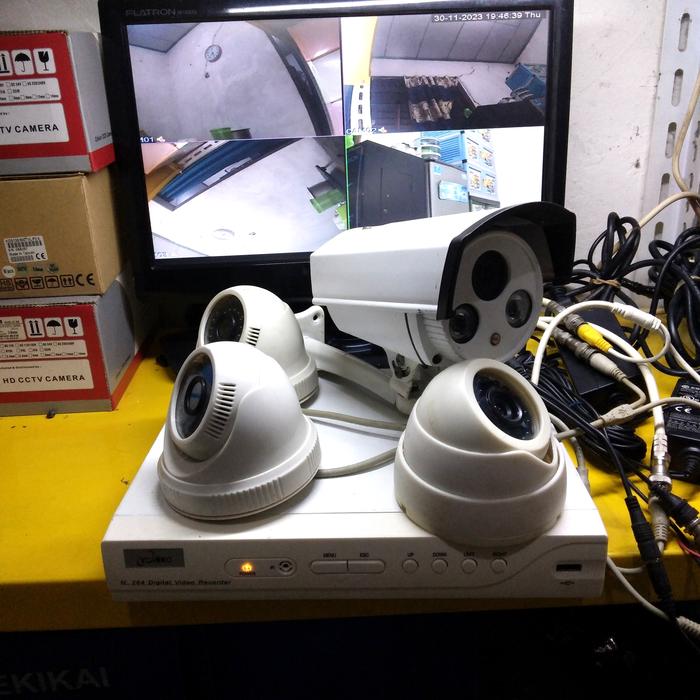 Jual PAKET CAMERA CCTV HD DVR 4 CHANNEL 4 CAMERA INDOOR/OUTDOOR (tanpa Hdd) - Kota Bekasi ...
