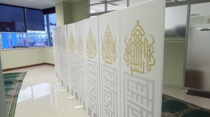 Jual Partisi Masjid, Partisi Islami 150x50cm (12 panel) + Kaki Roda ...