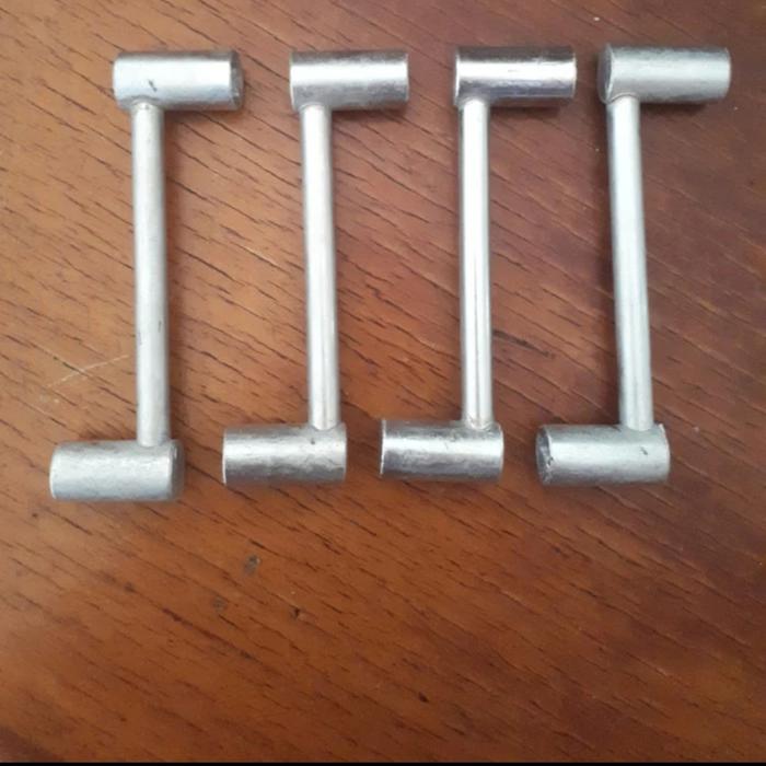 Jual Kunci buka pin kran oksigen, acetylene, nitrogen, hydrogen - Kab ...