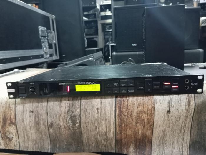 Jual Yamaha SPX900 Multi-Effect Processor - Kota Bandung - guitardistro ...