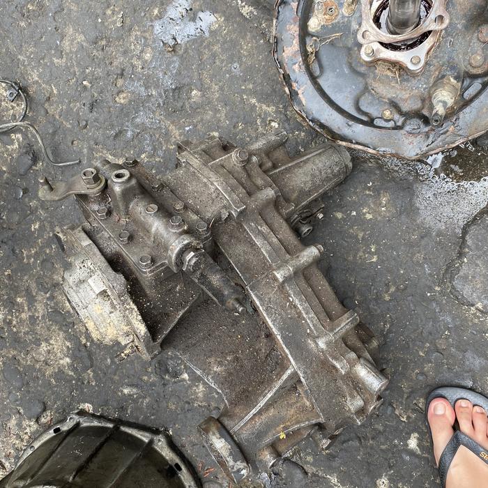 Jual transfer case tc Gearbox bantu l300 4x4 - Kota Medan - Maju Jaya ...