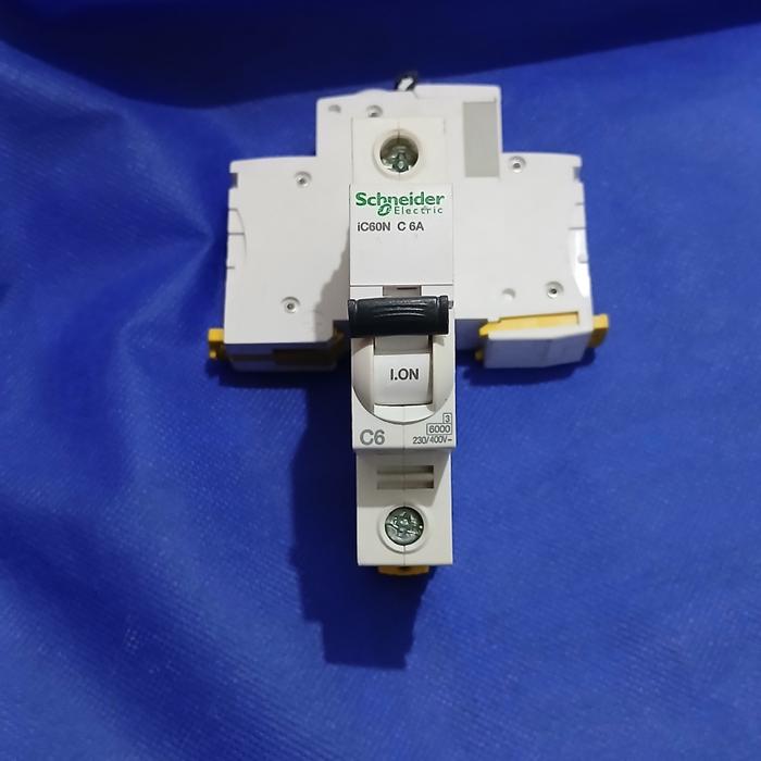 Jual IC60N 1P 6A SCHNEIDER ORIGINAL - Jakarta Pusat - SUMBER MANDIRI ...