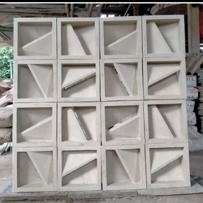 Jual Roster beton/Roster minimalis/Modern Anti tampias - Putih ...