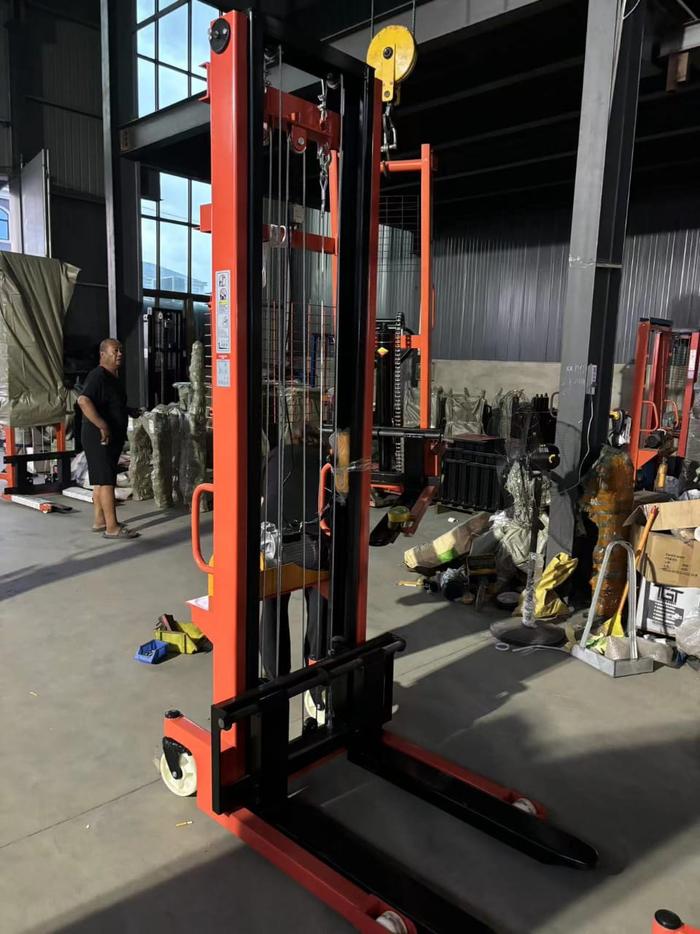 Jual Electric Hand Stacker Hand Lift Hand Forklift 2 Ton 3Meter ...