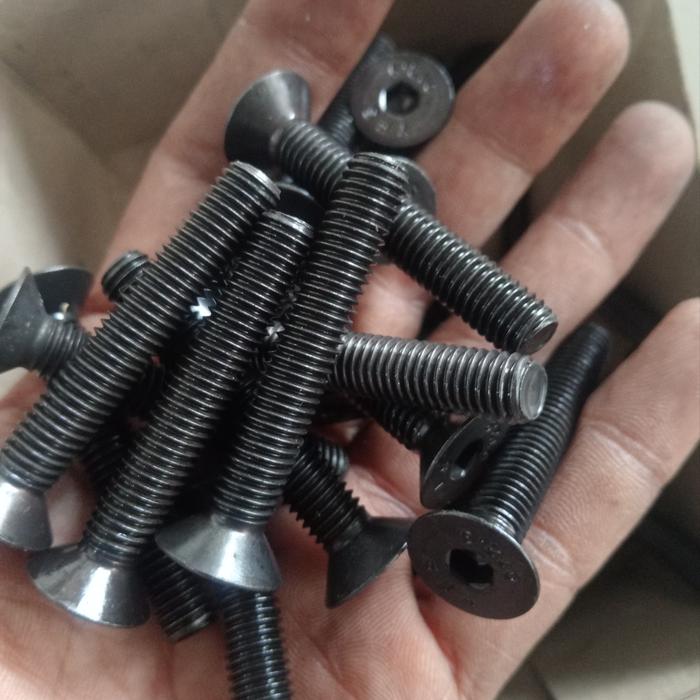 Jual baut verseng L JFL countersunk M8X50 baja grade 12.9 - Kab ...